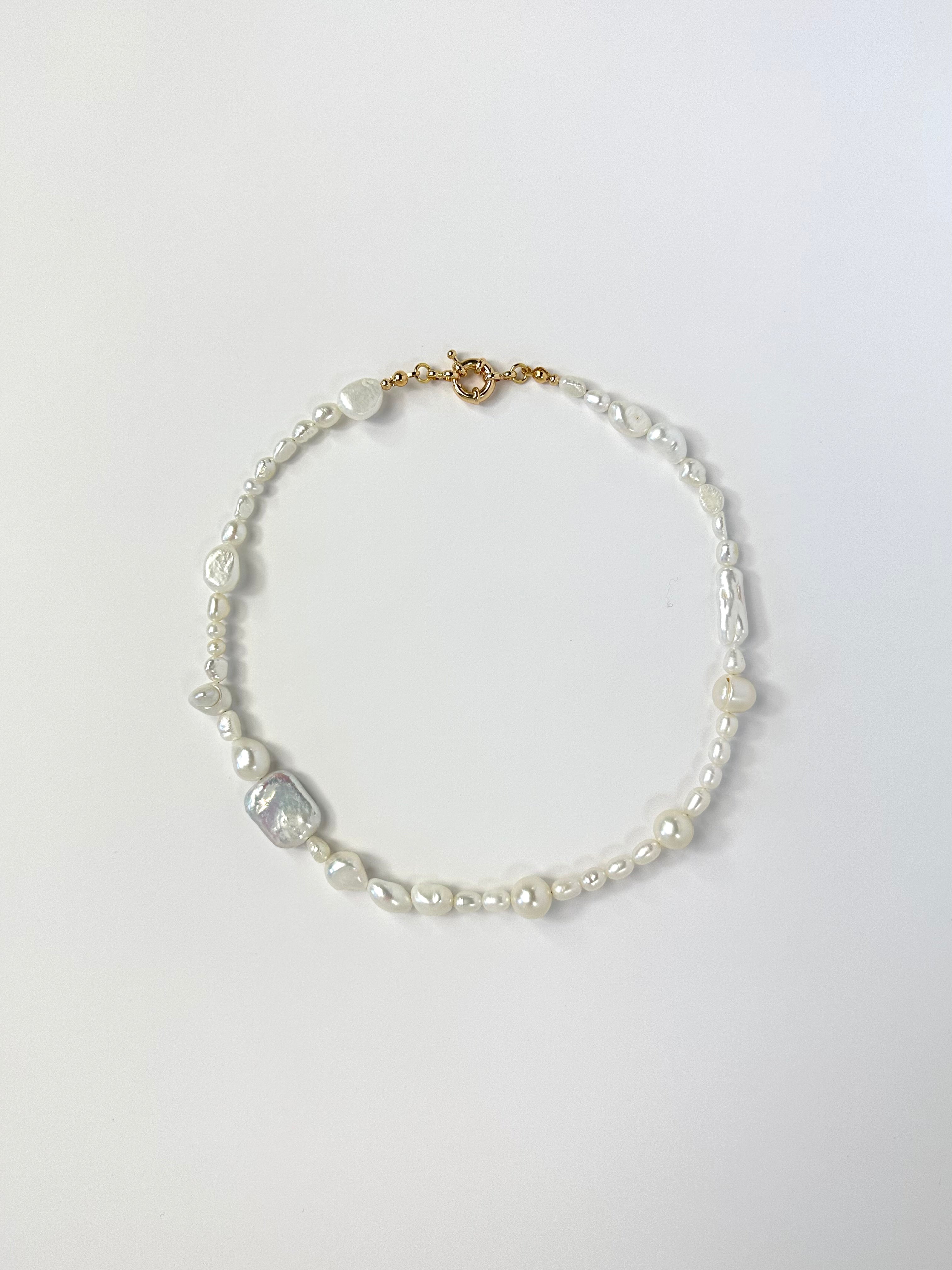 Gabsluk | Handmade Jewellery | Blanche Necklace